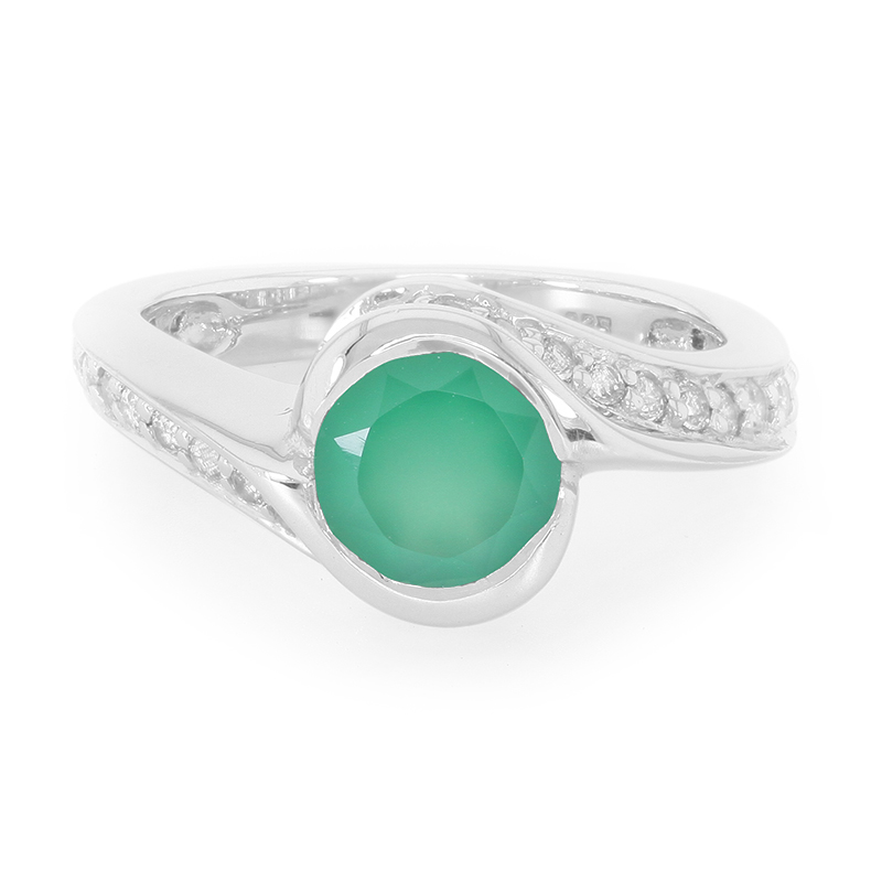 Anello in argento con calcedonio verde brasiliano e topazio bianco